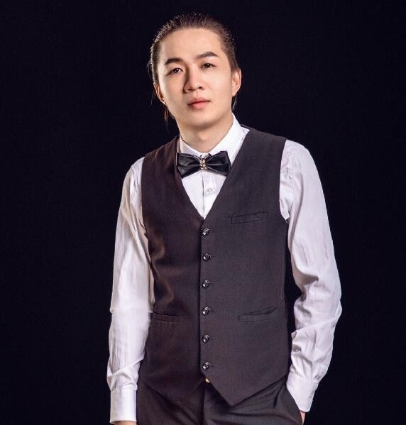 eStar被吹太狠？输给Hero后SK背锅，AG超玩会看了久哲也会慌！吕德华：E星冠军没了