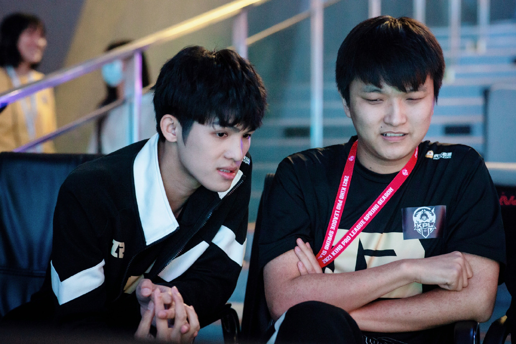 世冠BO1首发公布，Cat、渡劫未上场，MTG首发阵容发生变动