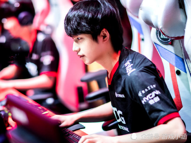 mlxg：uzi复出肯定能打，但是想要回归巅峰需要很长的时间