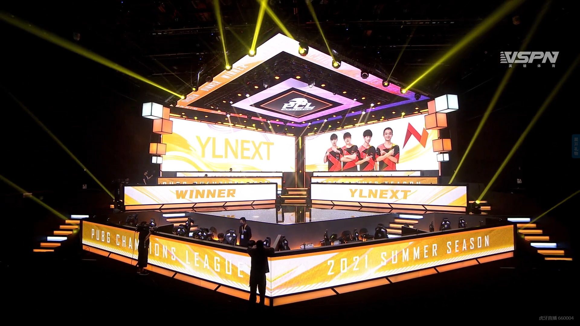 4AM放飞自我连续被Nanz制裁，IFTY触底反弹拿下第一鸡