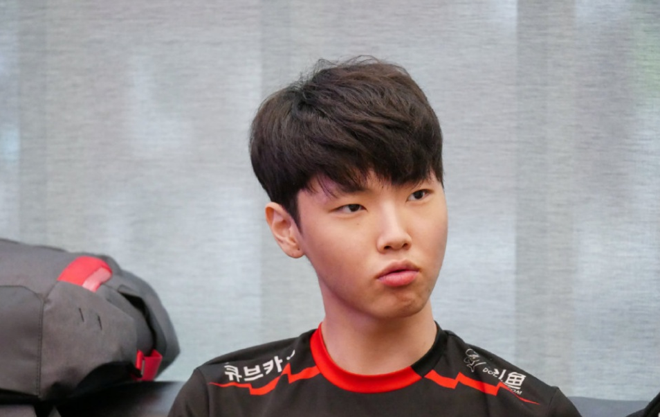 IG·UZI与IG·chovy正在连接！王思聪豪赌S12，再冲总冠军！