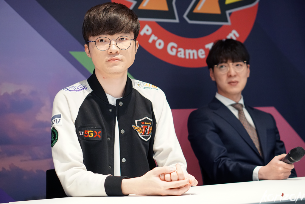 韩媒专刊：Faker与kkoma一起走过的9冠之路，10冠的舞台两人成为对手