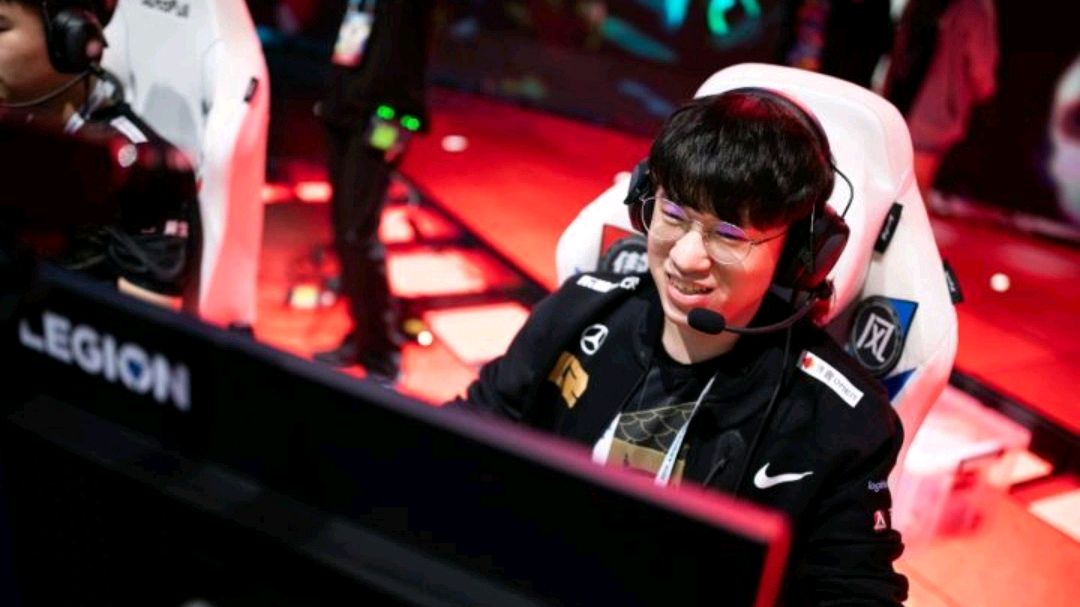 RNG教练：S赛上最关注T1和DK 想帮助RNG走到最后