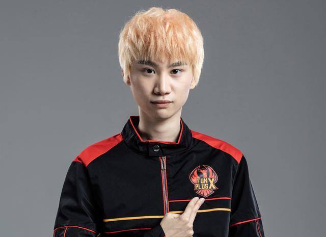 Doinb：现在所有S赛队伍都在练AP大嘴，今年LPL要小心！