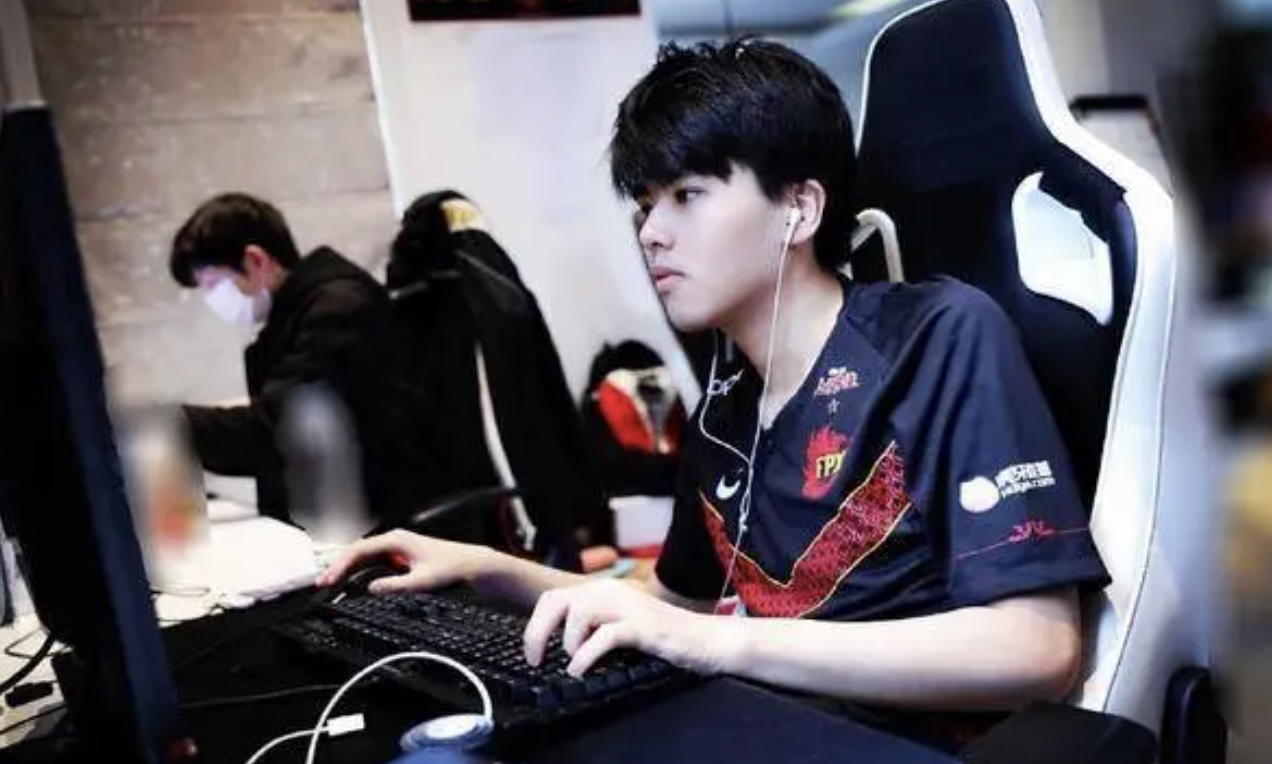 Doinb：现在所有S赛队伍都在练AP大嘴，今年LPL要小心！