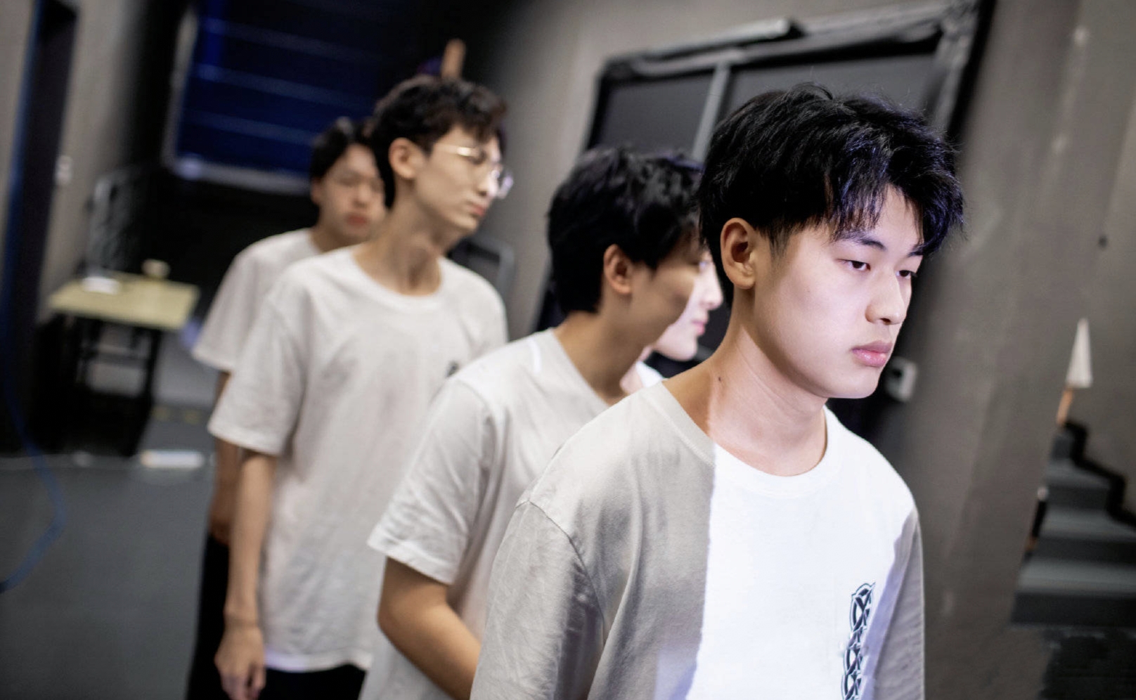 谁还说XYG连胜是运气？B组实力最强的WB，也成为了XYG的手下败将