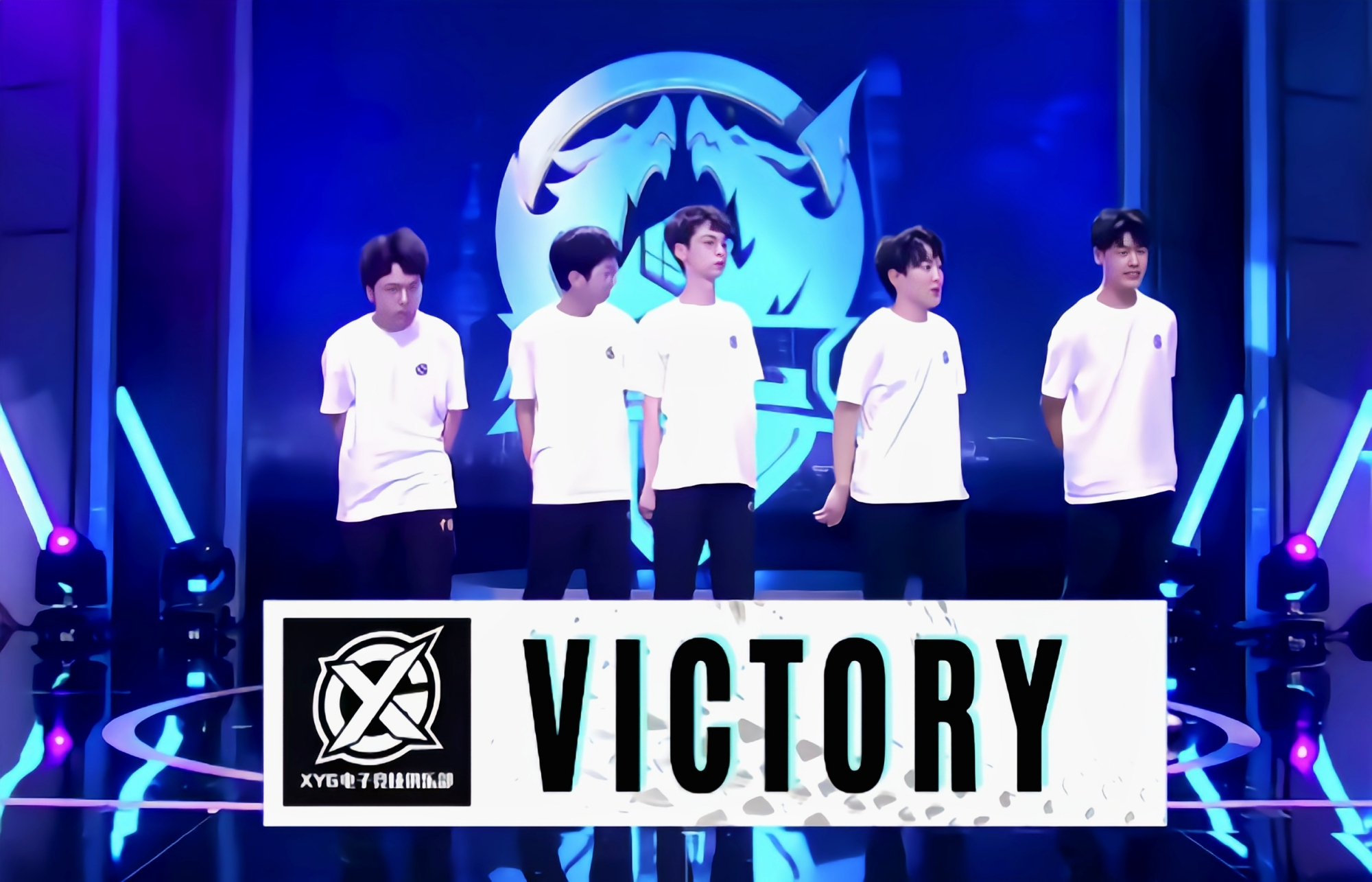 谁还说XYG连胜是运气？B组实力最强的WB，也成为了XYG的手下败将