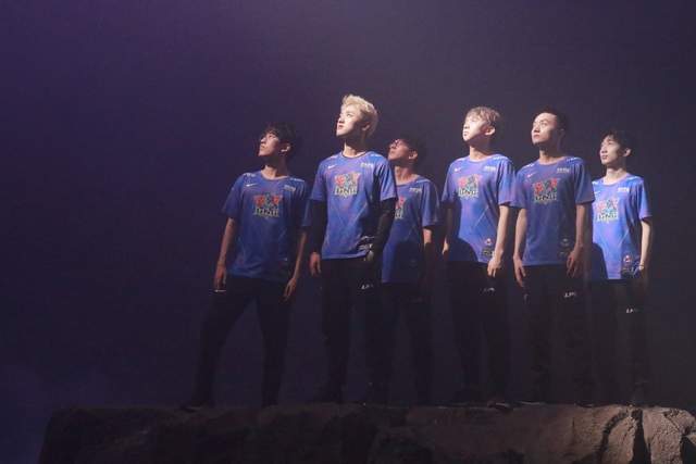 S11世界赛揭幕战：LNG迎战HLE，中野对抗是关键