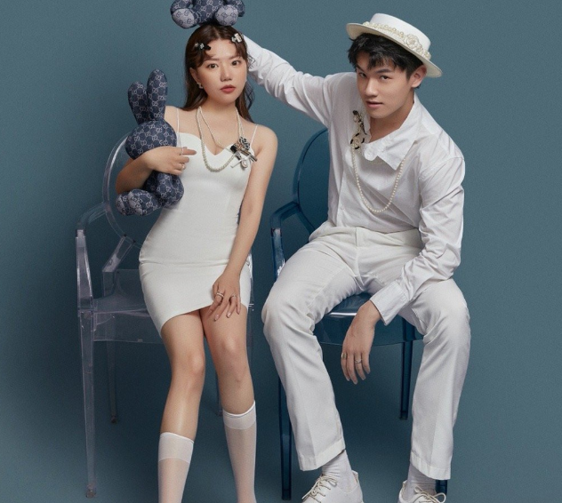 萧玦生死局回归，帮助DYG击败KSG，网友喊话教练：稳定首发吧