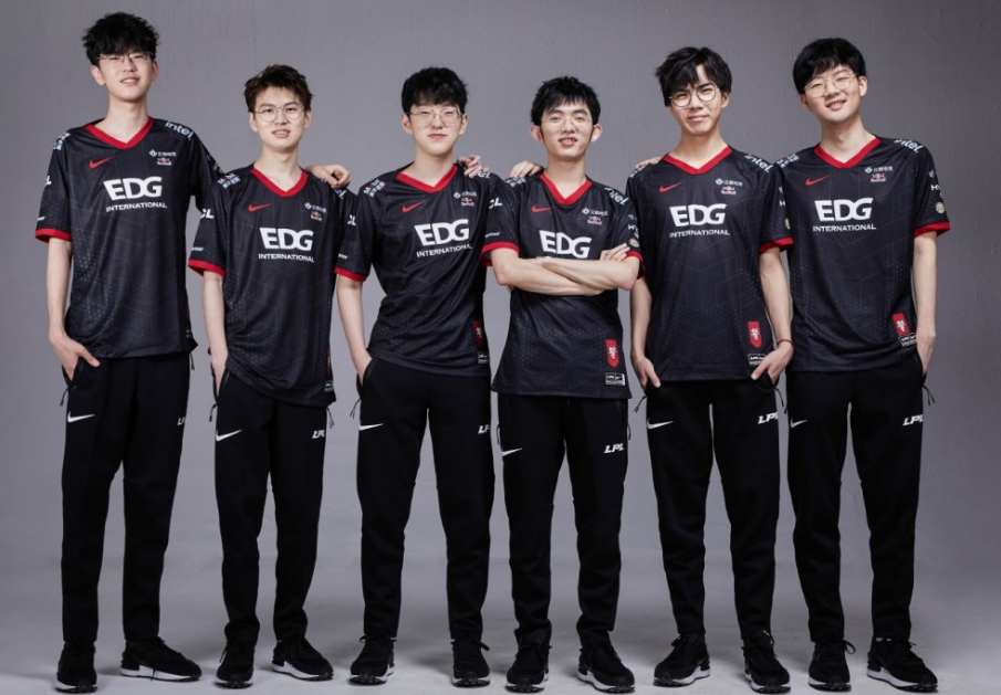 “辣个”男人不在，EDG战胜心魔拿下SKT，世界赛节奏单一毫无激情？