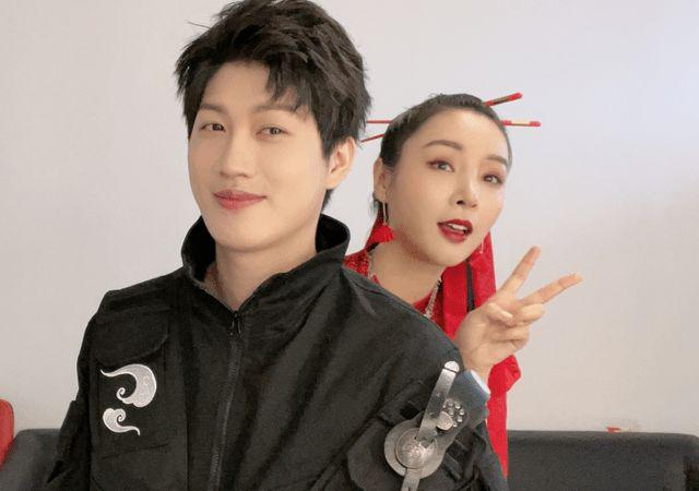 战胜附体！YJJ玩永劫无间11杀吃鸡，水友惊呆：不愧是官方赛冠军