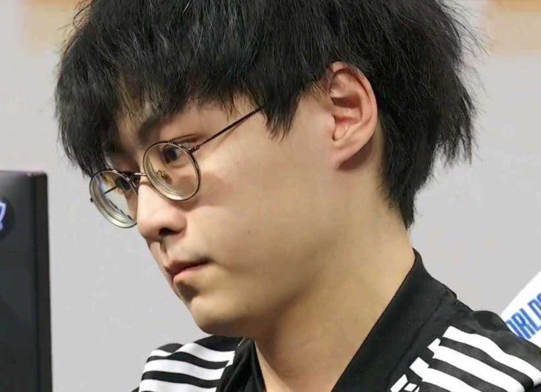 输给EDG后khan晚节不保，showmaker赛后公开甩锅：khan选手做得不好