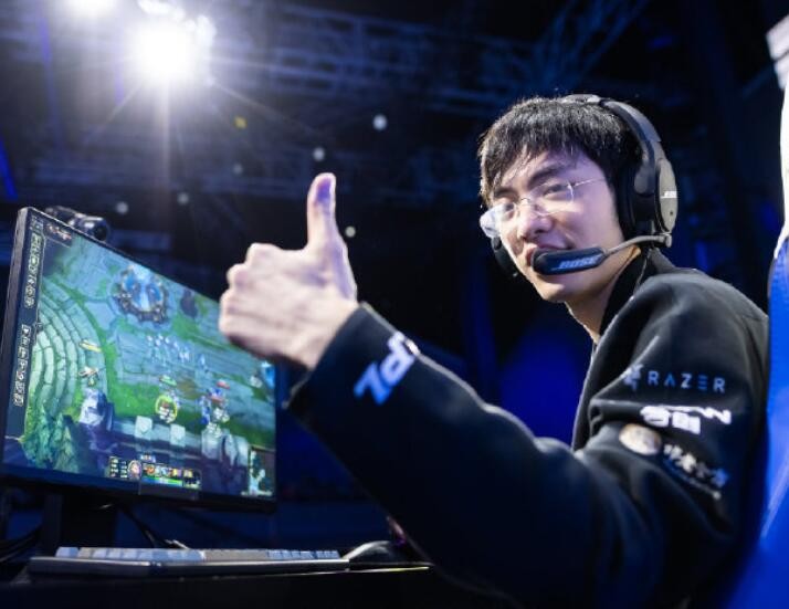 EDG夺冠！Flandre成首位国产冠军上单，冠军皮肤也选好了？