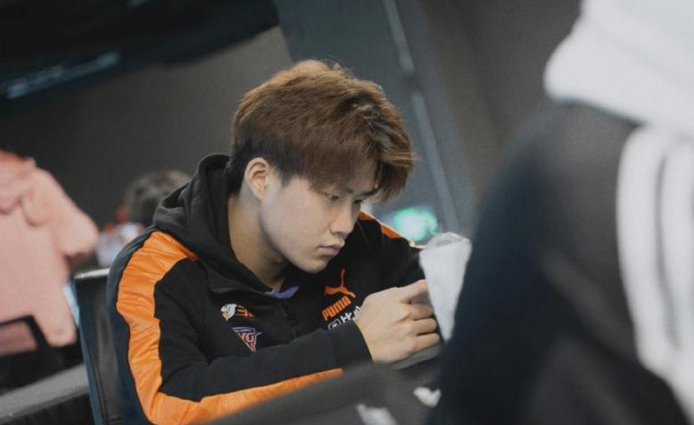 DYG保级成功，又一巅峰赛大佬在线挨打，2020年冠军没能B组大团圆