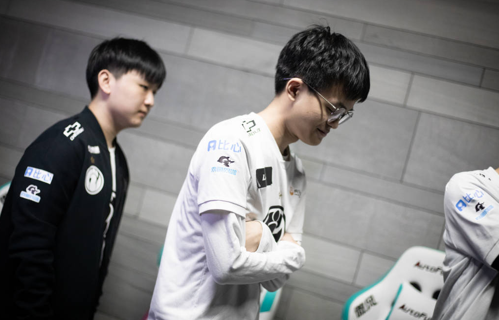 NEST四强对决倒计时，IG挑战SN一队，WE遇A组强敌