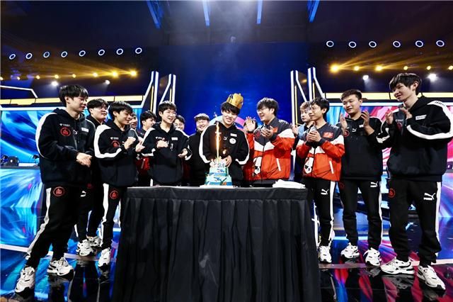 电竞：AG拿下A组头名，季后赛对战TTG，大概率要止步八强