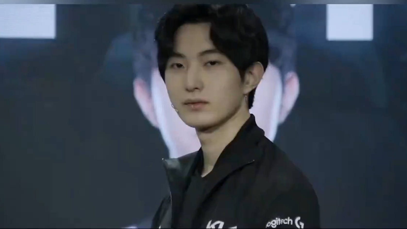 Dk公布大名单：SHowmaker再秀“欠打”表情，原神哥就此退役了？