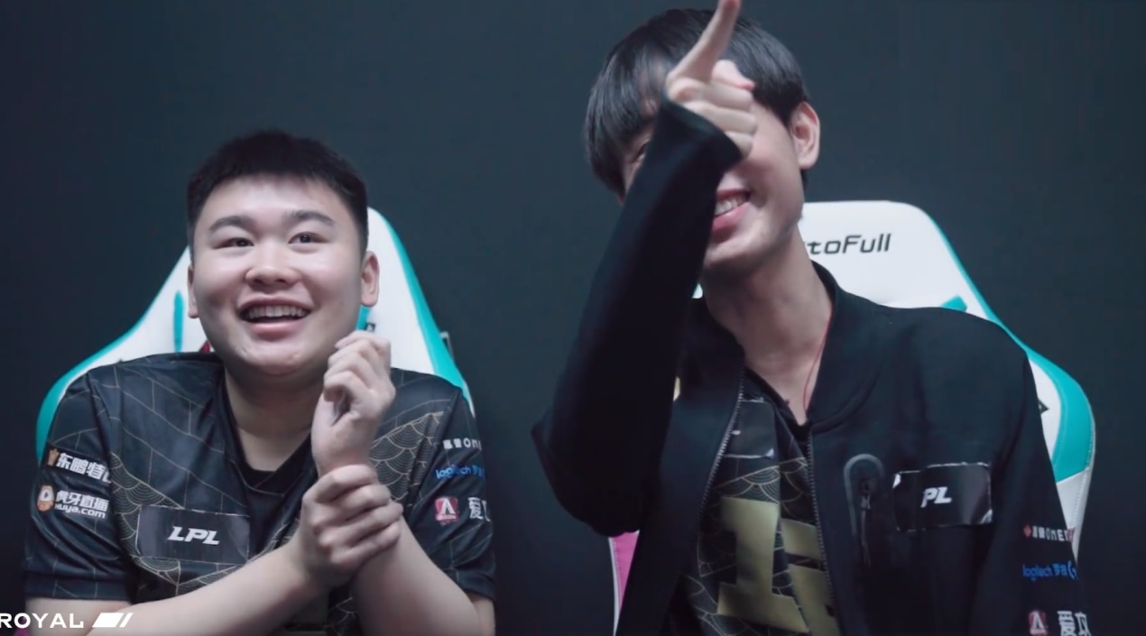 “RNG史上最强的上单”！Bin来到RNG兴奋拍照，Letme给出最高评价