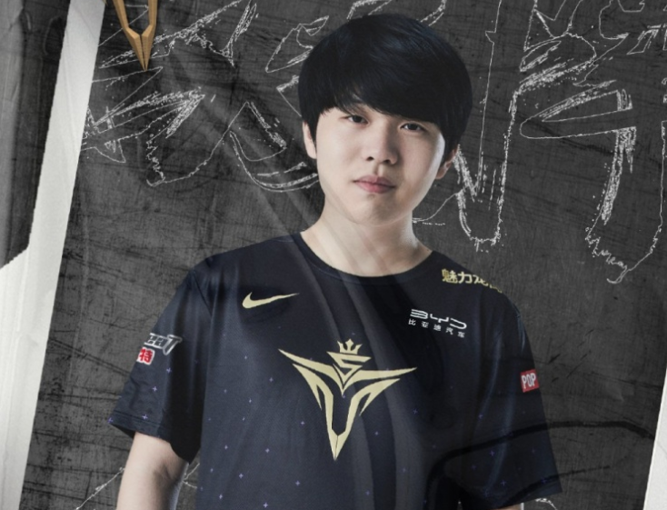恭喜Rookie！V5官宣新中单Rookie加入，LPL官宣：Rookie成为本土选手