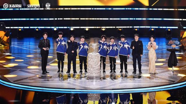 打的太草率了！KPL秋决TTG遭ES全面拿捏，凯教练零封愿望成了笑话