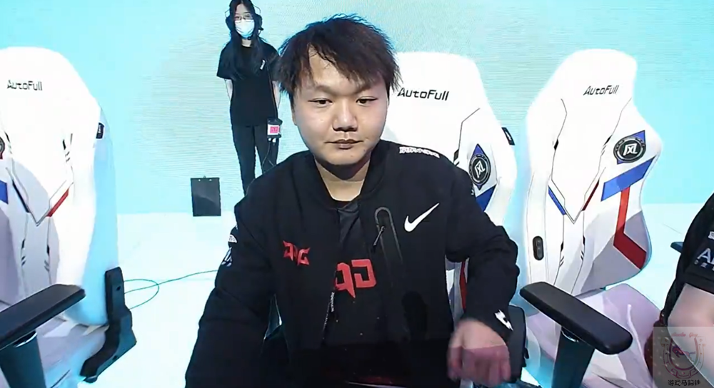 Yagao超神发挥连斩MVP！JDG终结FPX连胜