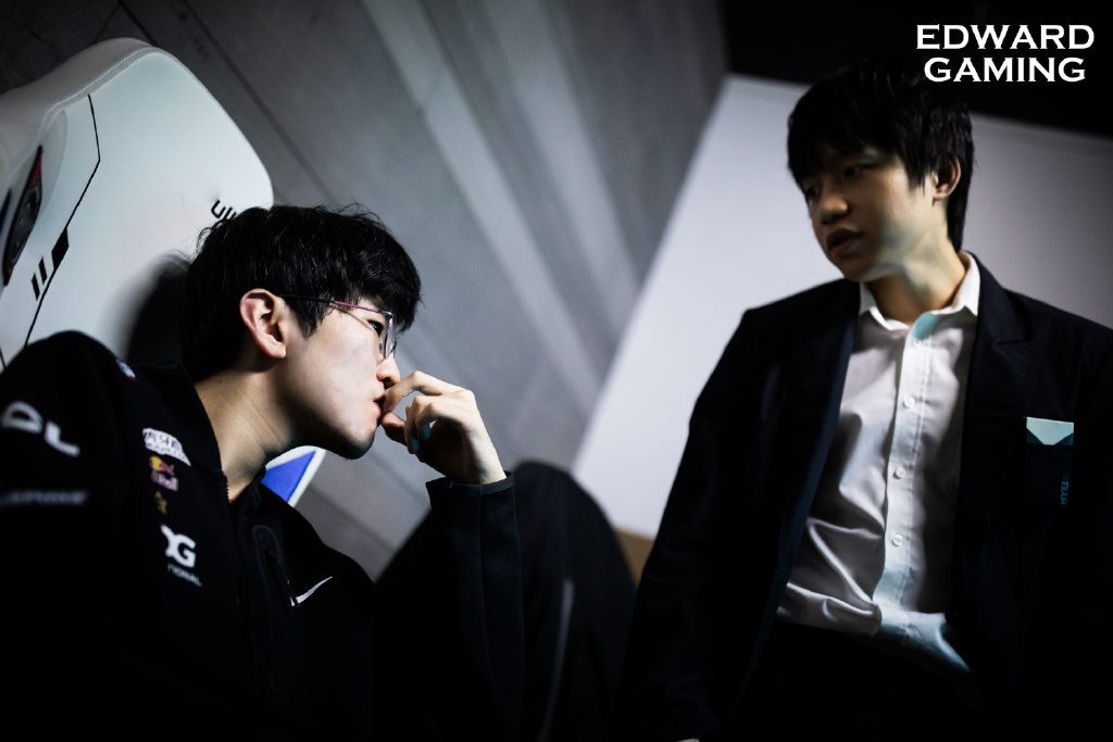 Theshy把圣枪哥打懵了！WBG终结EDG连胜，厂长的BP太极端了