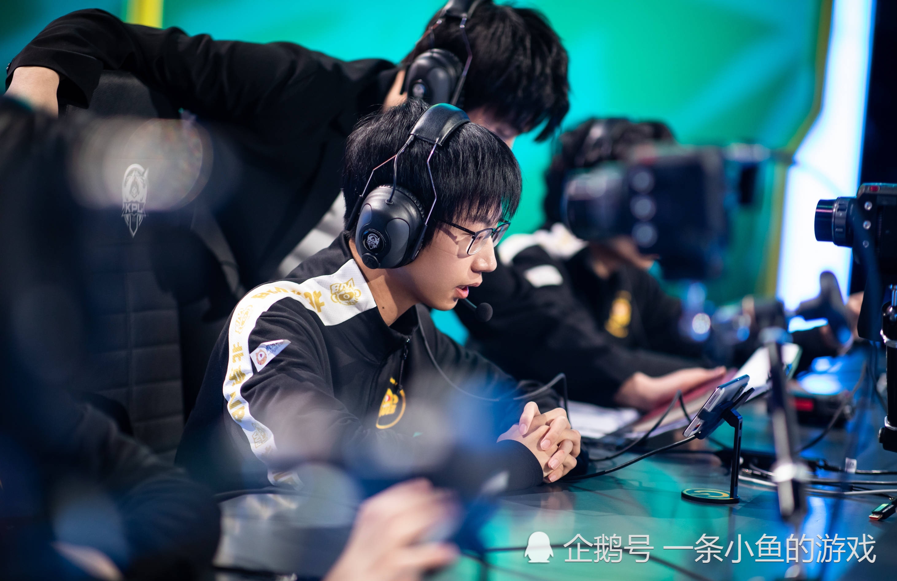 北京WB战上海EDGM：这是B组的比赛？这还是“一地鸡毛”？