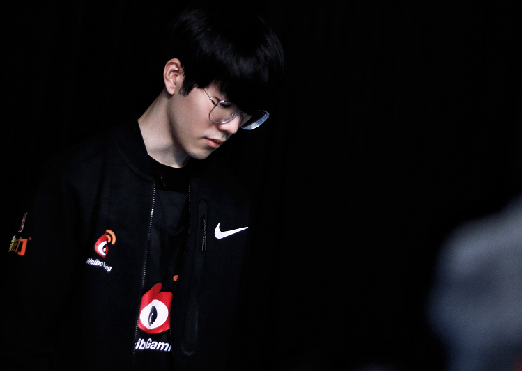 TheShy比Bin还要适合WBG？打比赛时能指挥，还有队友监督rank