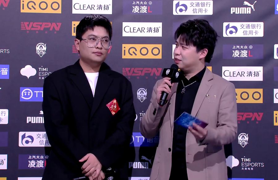 AG2-3不敌DYG，教练张角也很无奈，一诺“顶级射手”名不符实！