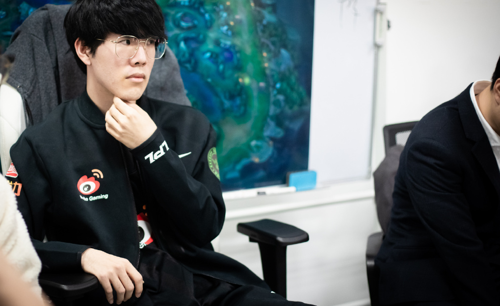 LPL首发名单变动！FPX北川重返赛场，369拒绝三连败