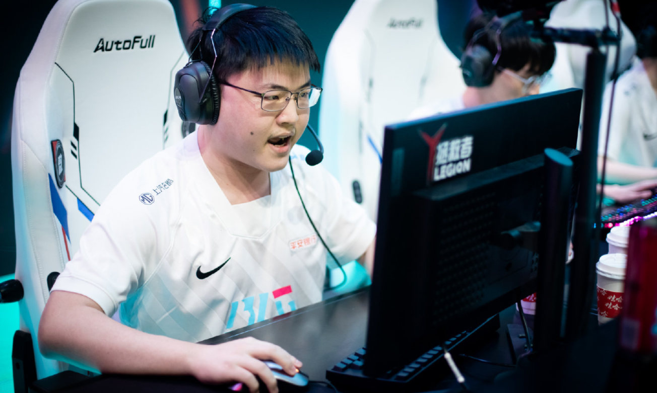 “UZI再曝转会新瓜”！RNG员工发声，知情人：乌兹在和BLG扯皮