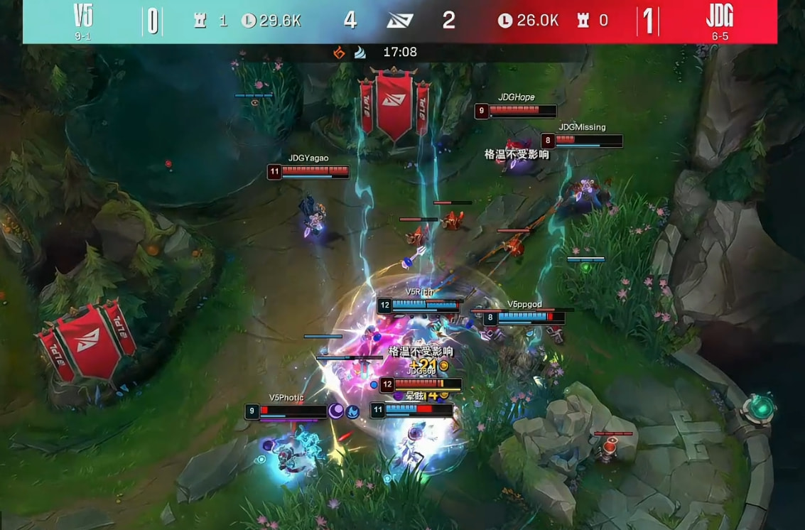 拉扯成功！JDG击败V5，369关键表现在卡萨面前证明自己