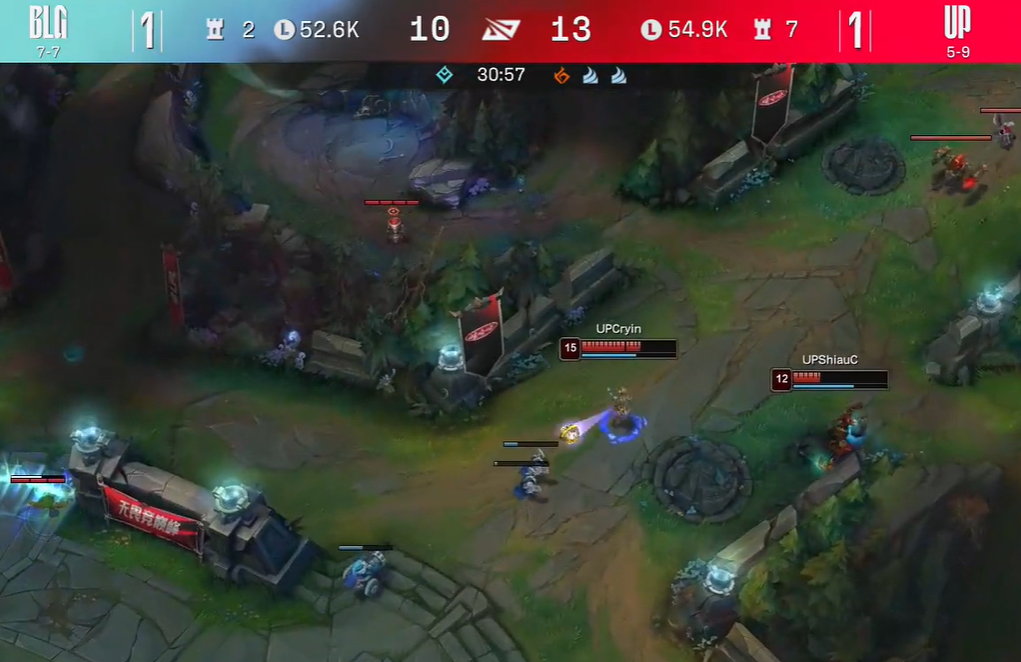 BLG艰难战胜UP，Uzi哽咽发声，Weiwei成隐患