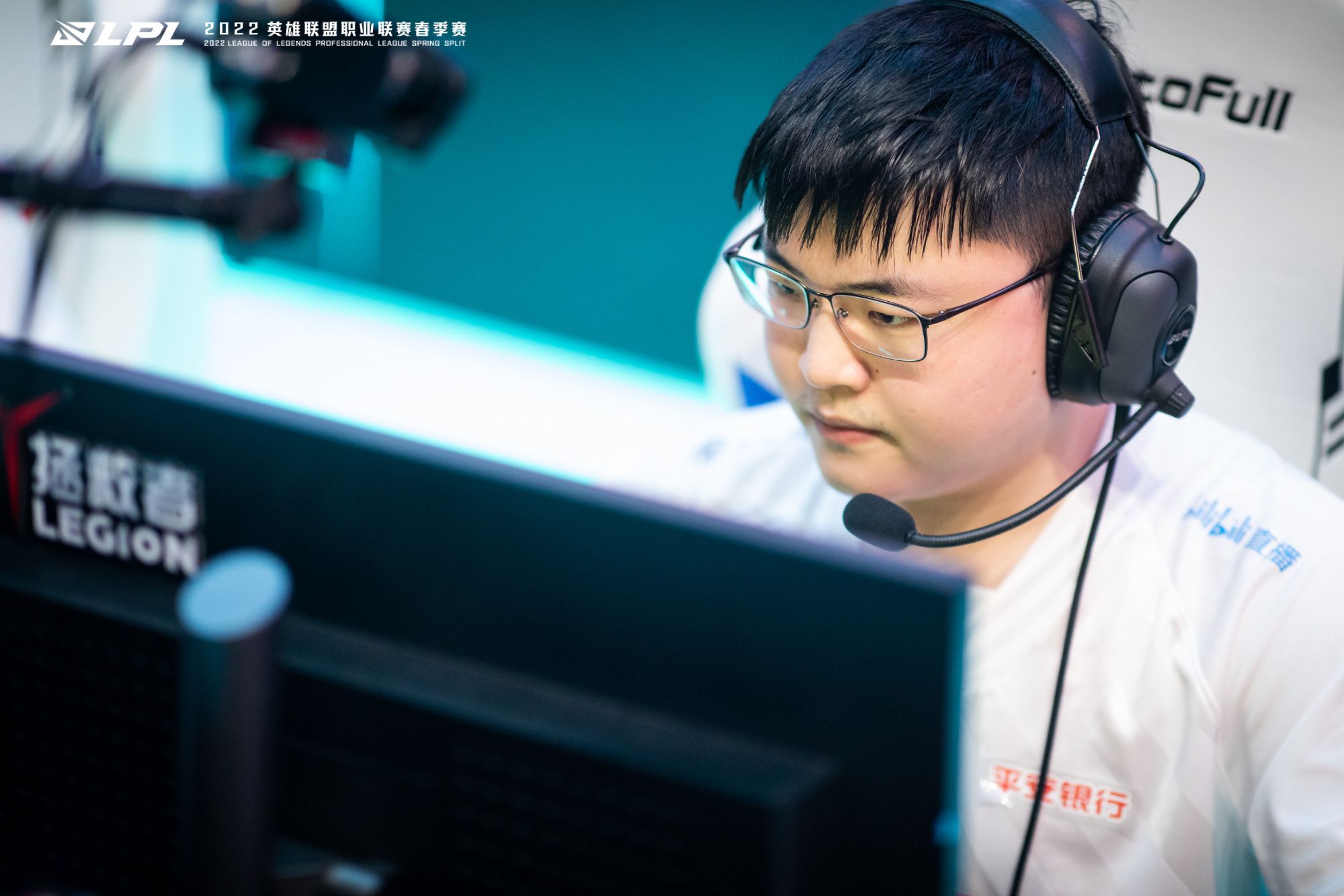 Uzi再度登顶LPL击杀榜！但BLG成功路很长！破局还需时间