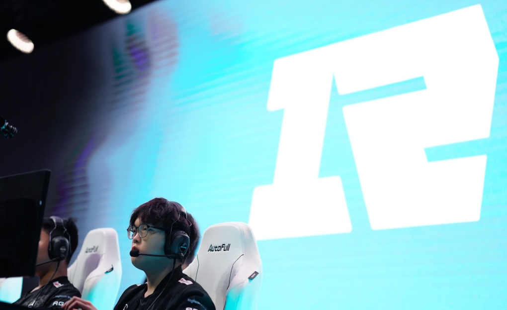 LPL季后赛来袭，LNG中单预测常规赛MVP，V5或成大赢家