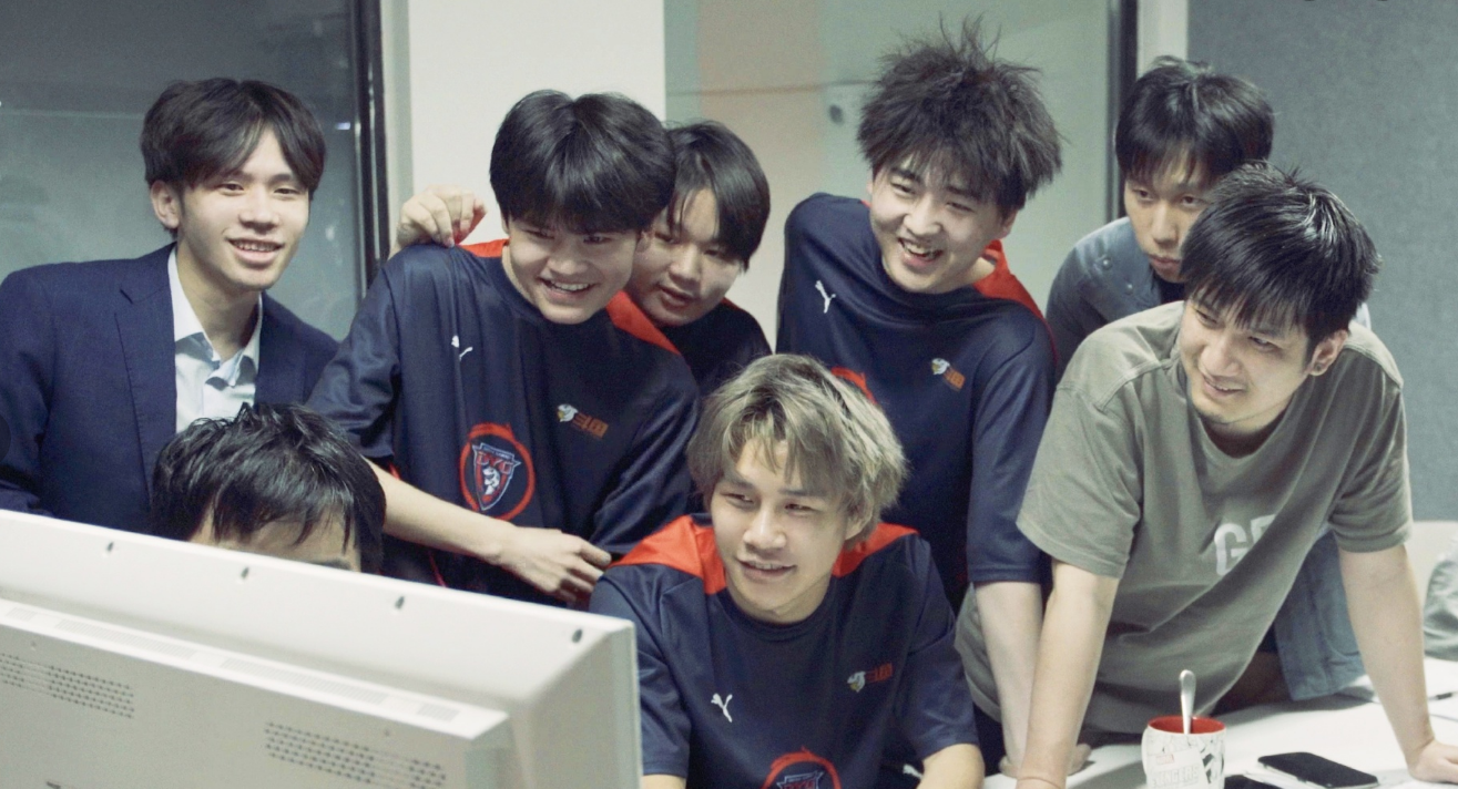 KPL夏季赛：A组混战开始，hero久竞与KSG碾压S组，XYG也有危险！