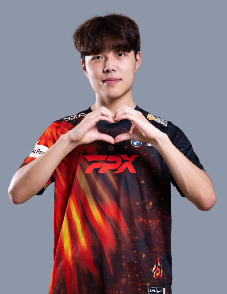 FPX捡到宝准备北伐！BLG输TT极限拉胯看呆粉丝