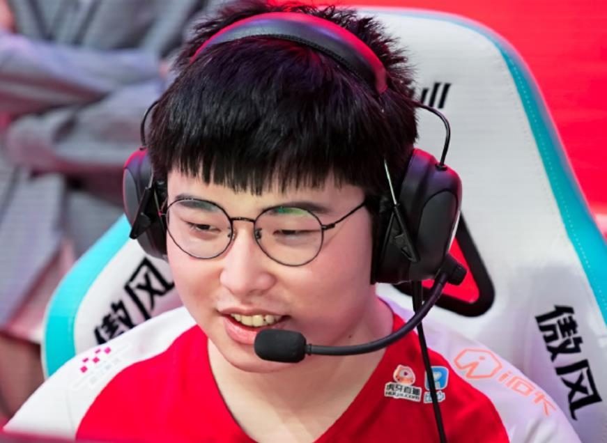 WE不敌RNG，官博沦陷！解说米勒：悲伤在打什么？把biubiu害惨了