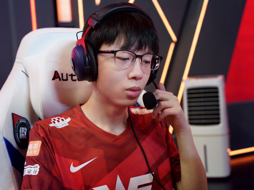 为什么不上SMLZ？WE惨败JDG苦吞八连败，粉丝要求上马哥