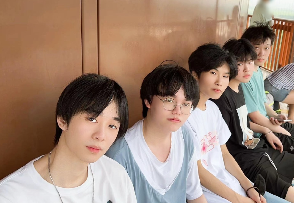 AG1-4不敌KSG，中射辅集体失常，啊泽廉颇一拍五，到底谁是短板