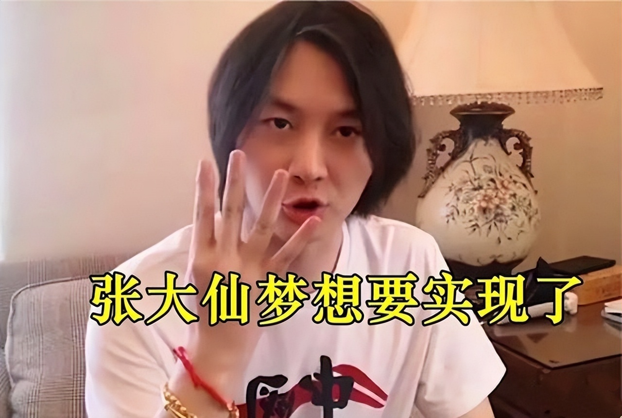 XYG轻取EDGM，率先锁定季后赛！整整齐齐的XYG，能否突破四强？