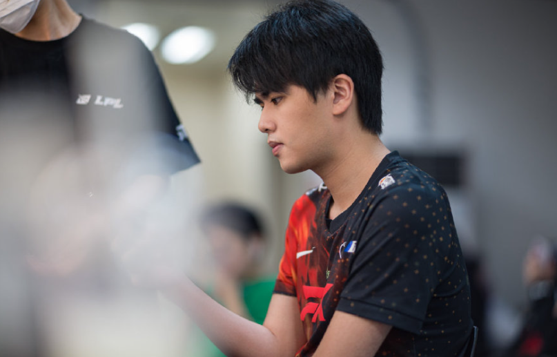 宁王直播锐评：EDG赢FPX很正常，我觉得viper就是不如LWX