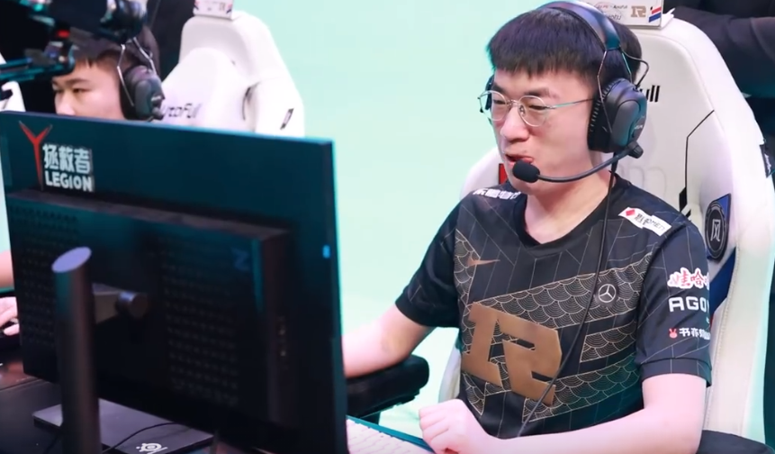 RNG惨败EDG，小虎难负一阵中单之名，Meiko的比赛感慨令老粉泪目