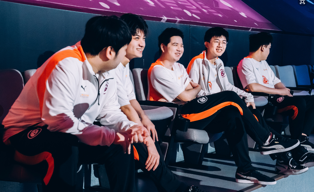 KPL：GK公布挑战者杯出征名单，一个名字让人泪目，无痕回来了！