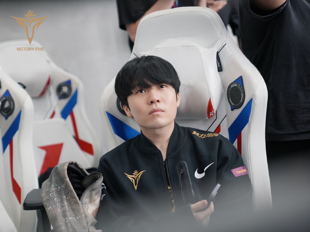 老IG冠军阵容，晋级S12世界赛仅JackeyLove一人