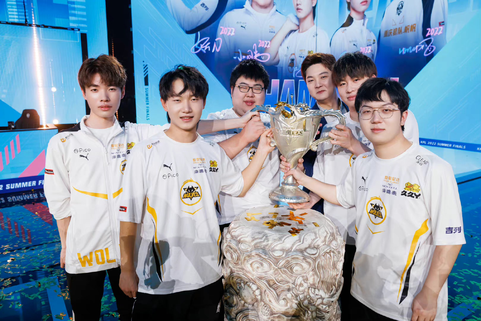 KPL战队星元投票开启，E星并非稳操胜券，TTG和Hero面临分票