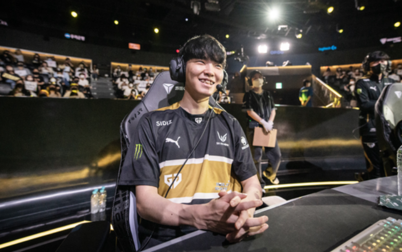 Doinb爆料：LCK只有GenG能抗衡LPL，RNG保底八强