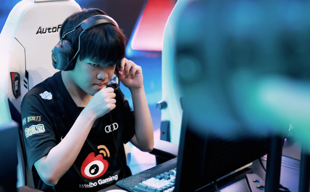 Angel透露队友好消息：Sofm回越南结婚了，骇客也快了