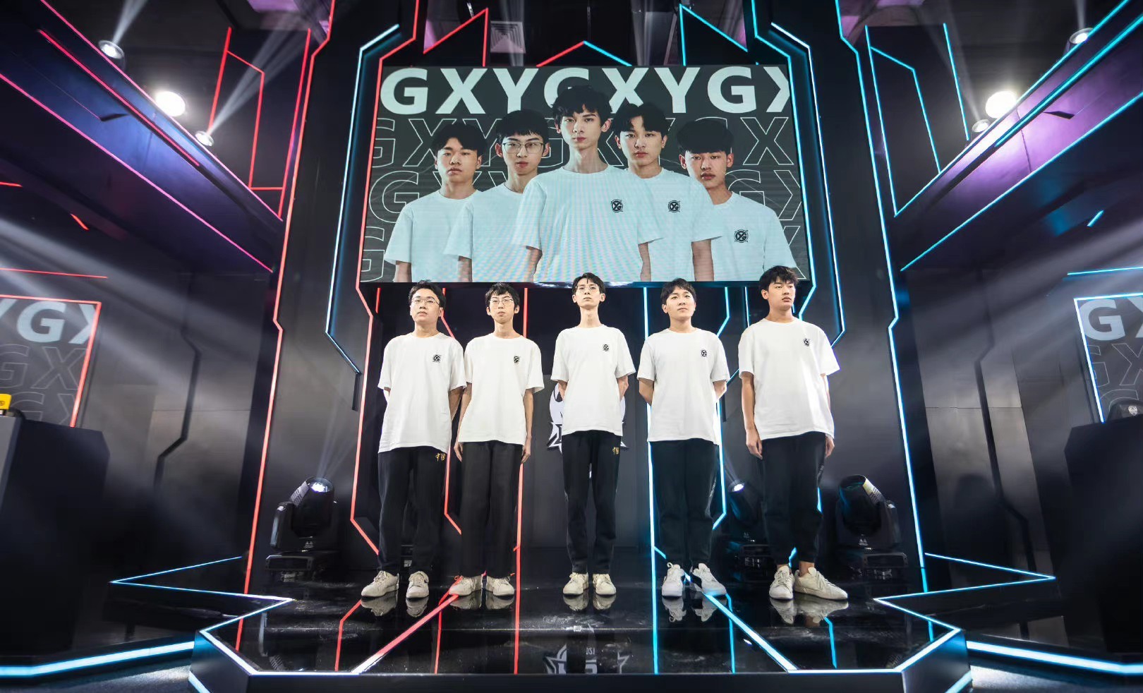 XYG又能拿下席位了！多支队被曝取消资格，KPL对“开小号”零容忍