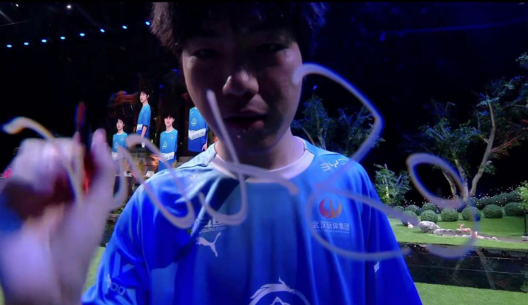 eStar4-0零封GK，全方位的差距，花海在镜头上签名，大魔王回来了